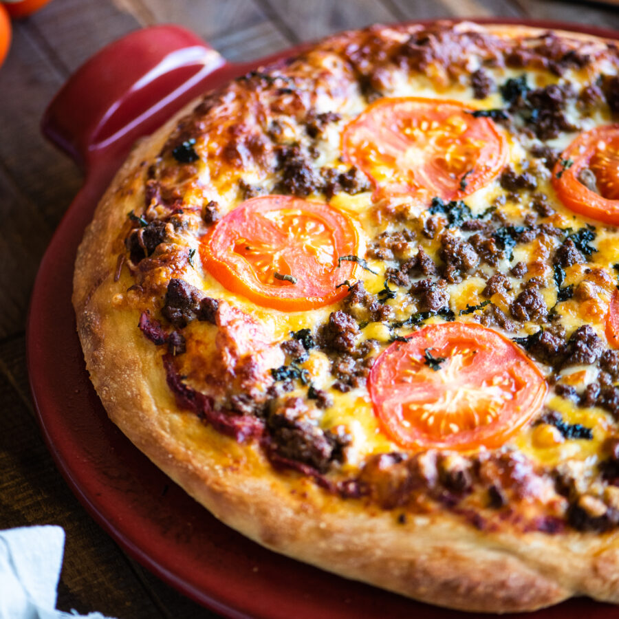 Easy Cheeseburger Pizza Recipe | Dude That Cookz