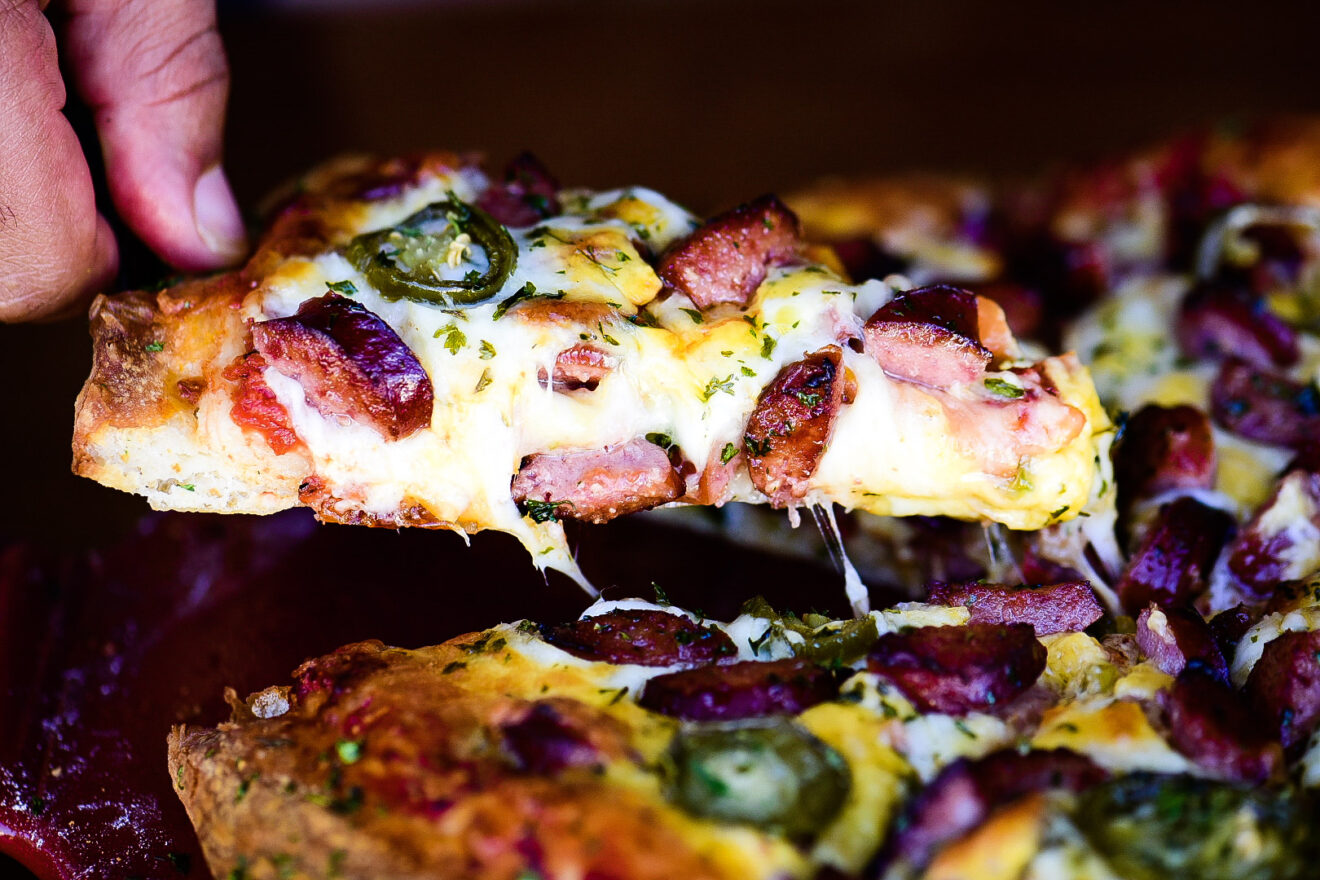 Spicy Beef Sausage Pizza | Dude That Cookz
