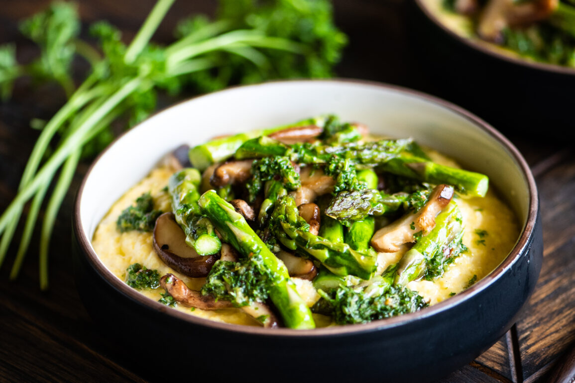 Cheesy Polenta with Spring Vegetables | Dude That Cookz