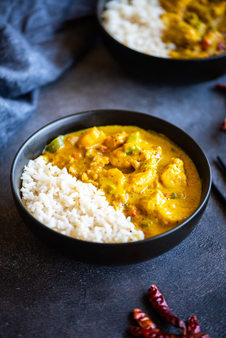 Easy Yellow Fish Curry Recipe | Dude That Cookz